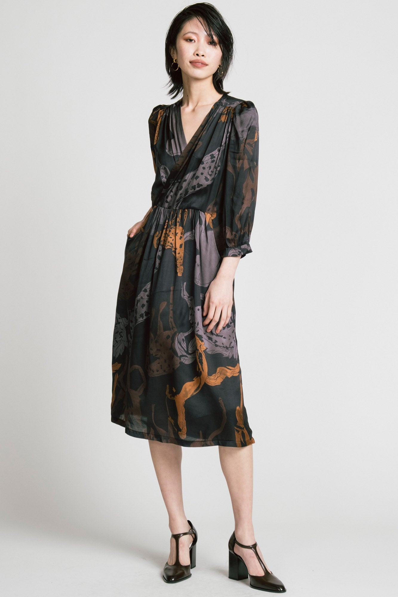 Allison Wonderland Therapy Dress - Horses Print – Wren Boutique